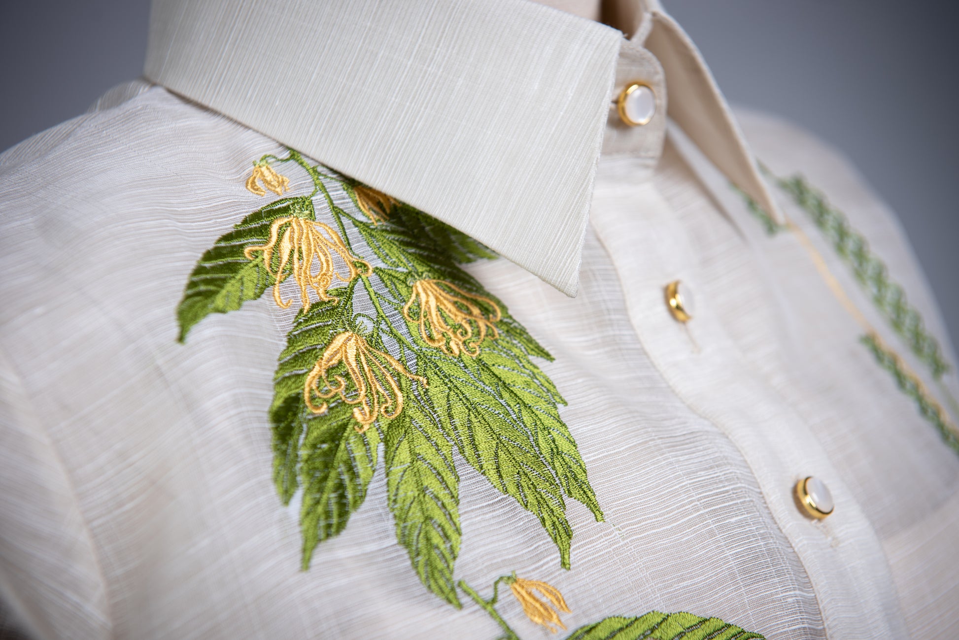 Ilang-Ilang – EN Barong Filipino