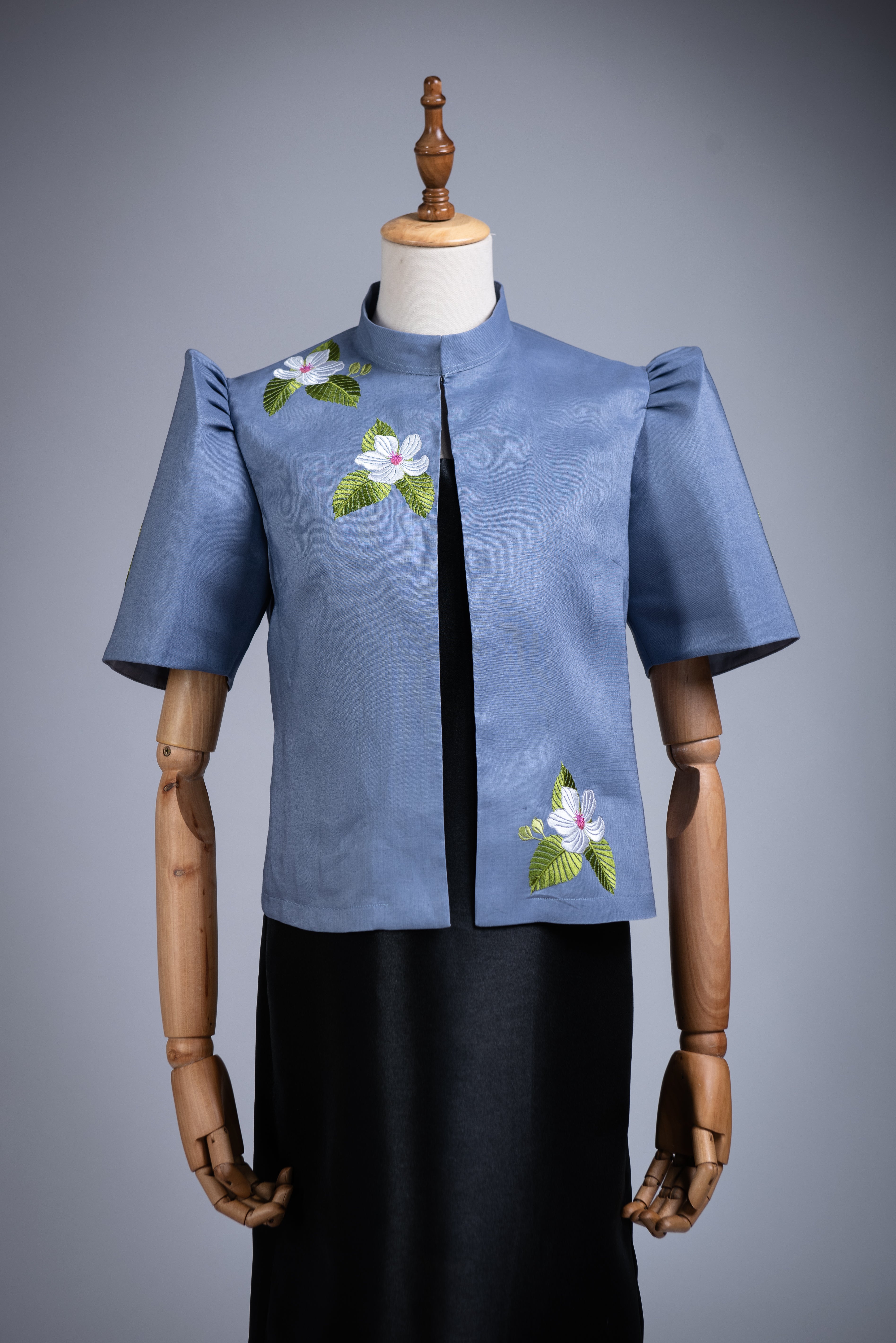Katmon – EN Barong Filipino